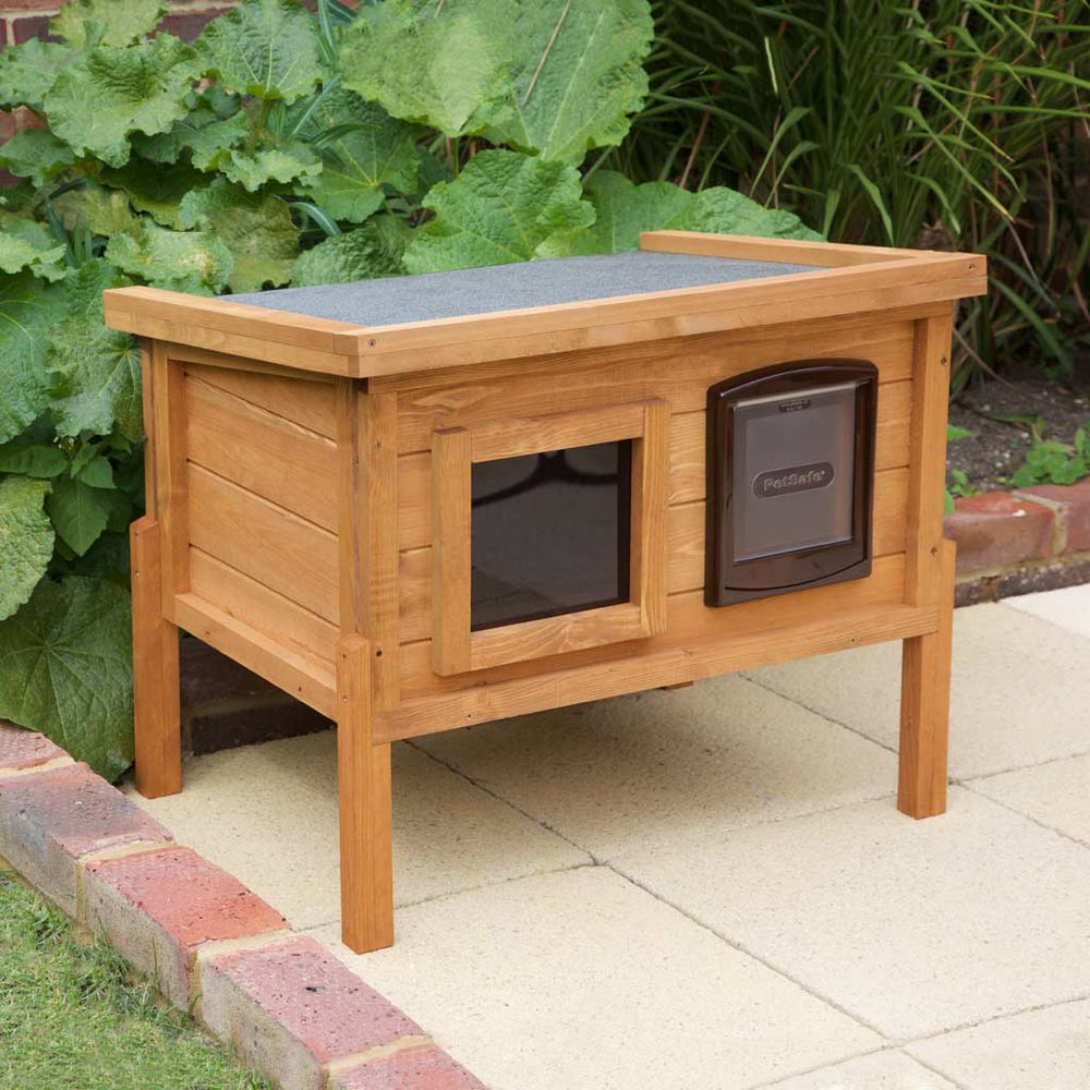 Cat House | Weatherproof Outdoor Cat Shelters | Home & Roost